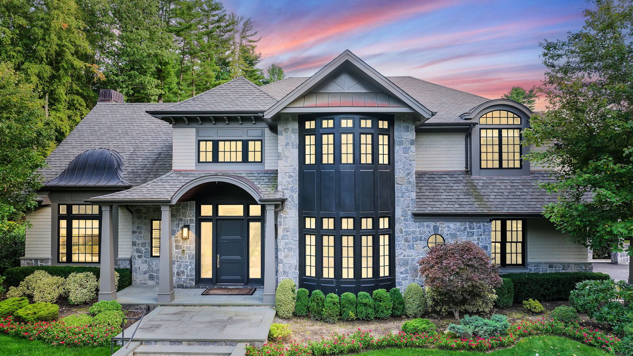 1263 Pine Valley Rd Oyster Bay, NY 11771 - LuxQue Media